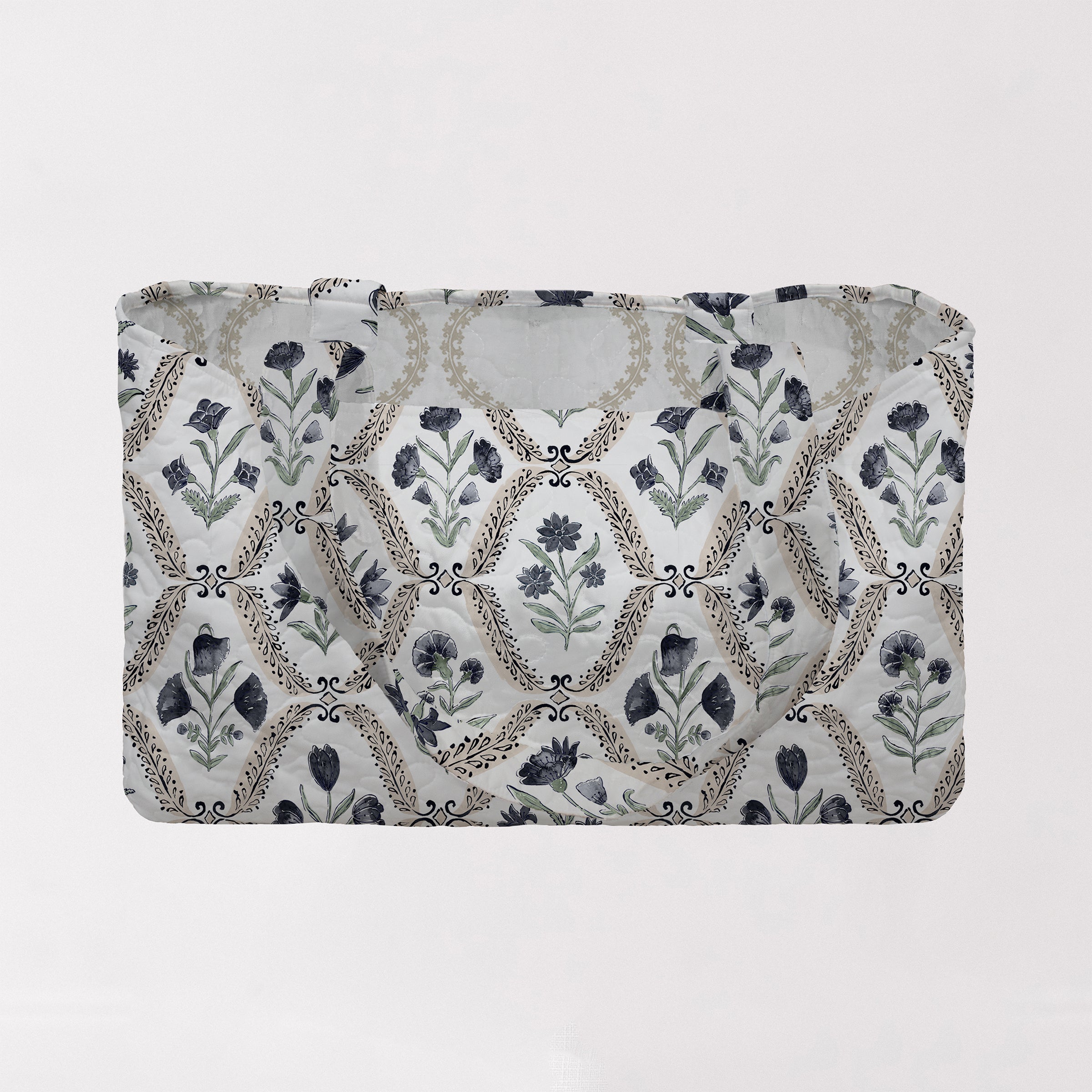 Charlotte White/Navy Quilted Tote – Ida Mae Home