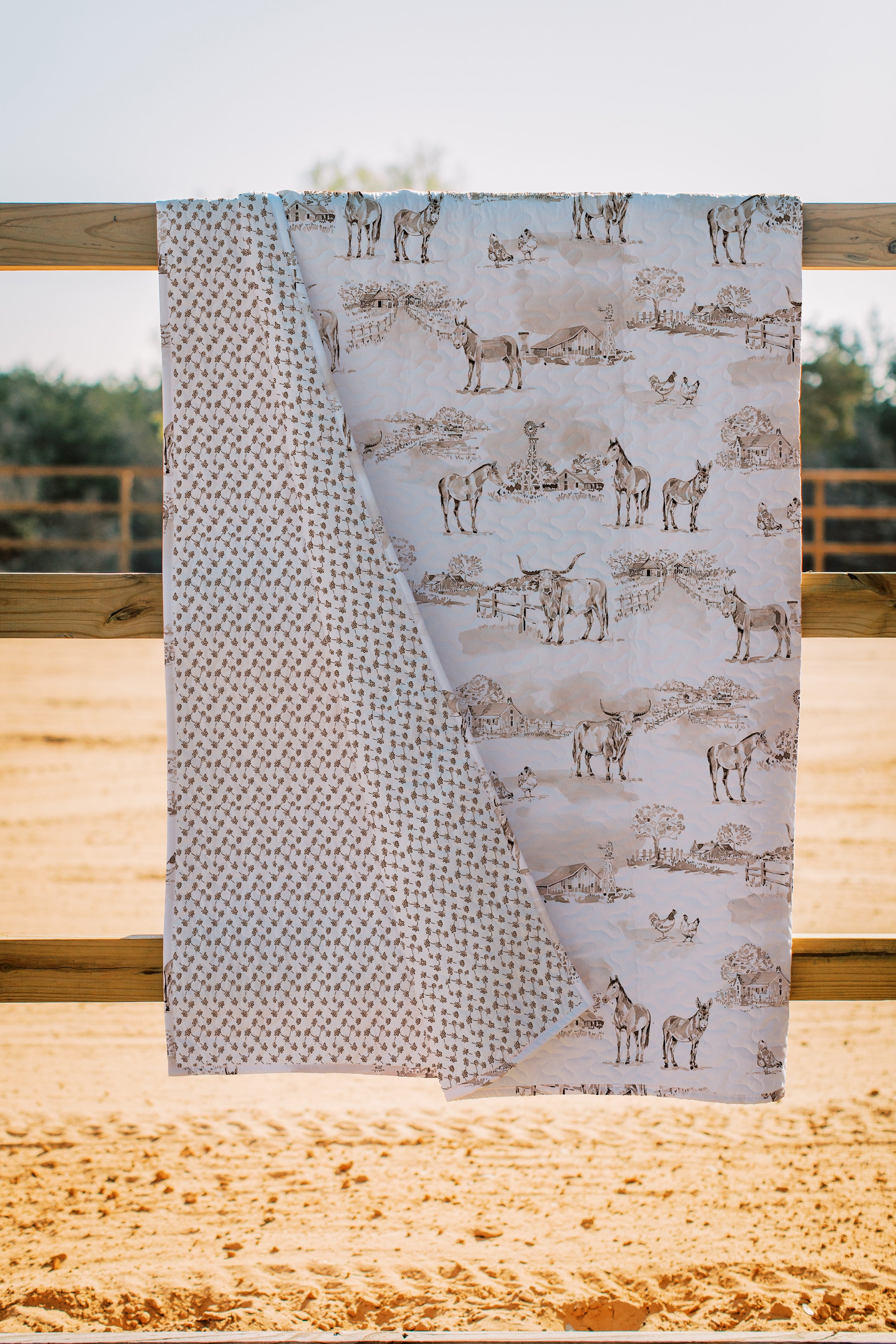 Donkey Toile Brown Quilt – Ida Mae Home